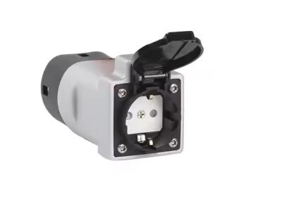 China 20A Portable Type 1 V2L Adapter for EV Cars Discharger SAE J1772 Standard for Home and Outdoor Use for sale