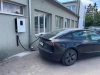 China DC Fast Charger 20KW to 40KW Wall Mounted EV Charging Station Designed for Charging in Urban Public and Commercial Spaces for sale