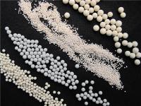 China Spherical Al2O3·NH2O 2mm Activated Alumina Adsorbent for sale