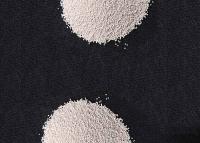 China CAS 1344-28-1 3mm Activated Alumina Desiccant for sale