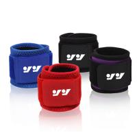 China Adjustable Sports Wrist Support Brace for Basketball Badminton Fitness Breathable Elastic Compression 10x10x4cm for sale