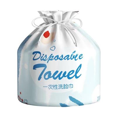 China Disposable Cotton Face Towel Roll 20x20cm 130g Thickened Spunlace Nonwoven for sale
