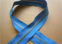 China Clothing Accessories Plastic Teeth Zippers / Plastic Jacket Zippers for sale