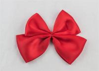 China Customized Silver Hot Stamping Logo Paper Luxury Bag With Bowknot for sale
