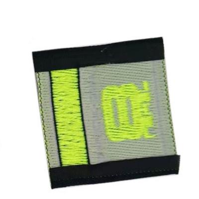 China Customized Cotton Fabric Clothing Label Tags Washable Apparel Woven Label for sale