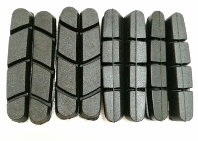 China Bicycle Bike Parts Black Rubber Brake Pads For V Brake Carbon Road Bike Wheels for sale