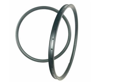 China Lightweight Carbon MTB Rims 30MM Width Tubeless Clincher For 29ER Mountain Bike Wheels for sale