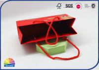 China Pantone Color Printed Paper Gift Bag Gold Stamping With Handle for sale