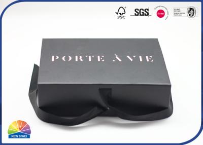 China Custom Coated Paper Cardboard Foldable Gift Box Magnetic Closure for sale