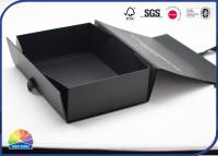 China Custom Coated Paper Cardboard Foldable Gift Box Magnetic Closure for sale