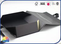China Custom Coated Paper Cardboard Foldable Gift Box Magnetic Closure for sale