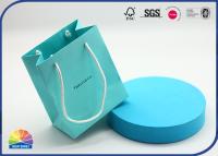 China Recyclable Paper Wedding Gift Bags Personalized Silver Hot Stamping for sale