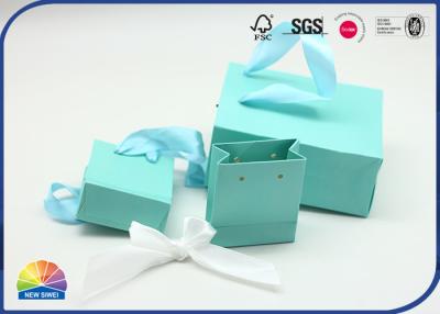 China Patone Color Paper Gift Bag Matte Lamination With Blue Silk Handle for sale