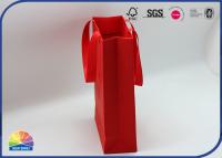 China Red Color Luxury Paper Gift Bag Matte Lamination Gold Hot Stamping With Handle for sale