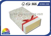 China Collapsible Foldable Gift Box Cold Foil Chocolate Gift Box with ribbon decorated for sale