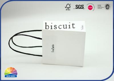 China Customized Handle White Kraft Paper Gift Bag Luxury Matte Varnishing For Shopping for sale
