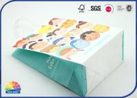 China FSC White Kraft Paper Shopping Packaging Gift Bag UV Printing for sale