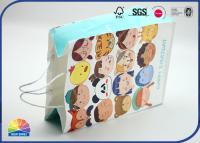 China FSC White Kraft Paper Shopping Packaging Gift Bag UV Printing for sale