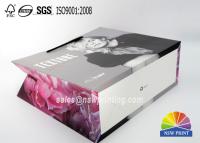 China Personalized Luxury Custom Paper Shopping Bags , Cardboard Clothes Shopping Bag for sale