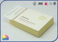 China 4c UV Print White Kraft Paper Folding Cosmetic Box Debossing Logo for sale