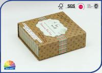 China 350g White Cardboard Magnetic Lock Rigid Gift Cardboard Paper Box for sale