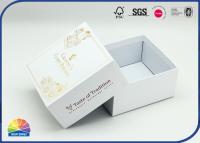 China Cardboard Paper Present Box With Cutomize Hot Gold Stamping Lid for sale