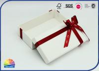 China Ribbon Bowknot Paper Medium Gift Box Silver Foil Hot Stamping for sale