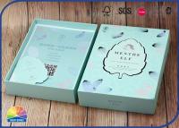 China Non Glued Panels Textile Apparel Paper Gift Box For Sportswear for sale