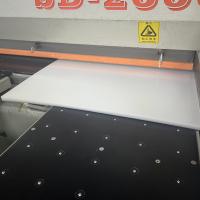 China 92 Percent Light Transmission Clear Extruded Acrylic Sheet 1220x2440mm PMMA Plexiglass Panel for Display Glazing for sale