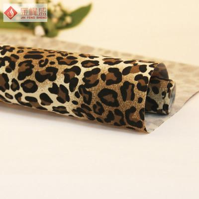 China Leopard Printed Polyester Non Woven Flock Velvet Fabric With Soft Plush for sale