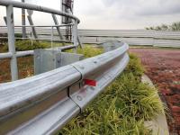 China M180 Highway Guardrail System - 4320mm Length, 3-4mm Thickness Steel W-Beam Barrier for Road Safety for sale