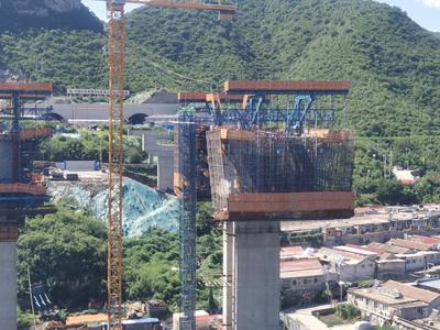 China Construction Steel Formwork Cantilever Forming Traveller - Truss & Hybrid Types for Bridge Building for sale