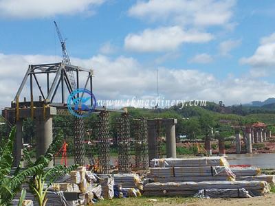 China Lightweight Steel Truss Bridge with 10m-70m Span Range and High Load Capacity for Infrastructure Projects for sale