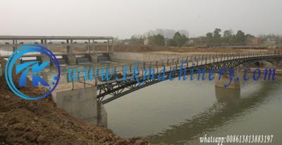 China Steel Pedestrian Bridge with 80m Span Capacity and Anti-Skid Deck in Multiple Widths 1m-4m for sale
