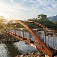 China Steel Pedestrian Bridge Variable Span 10-50m Load Capacity 400-600 kg/m² High Corrosion Resistance for sale