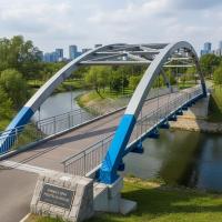 China Variable Span Length Steel Pedestrian Bridge with Painted or Galvanized Surface Complies with Local Building Codes for sale