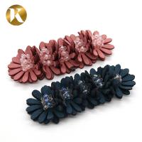 China Handicrafts Chrysanthemum Crystal Shoe Buckles With SGS Certification for sale
