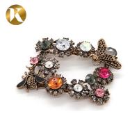 China Bee Shape Popular Crystal Shoe Buckles 65mm*50mm Size Fashion Style for sale