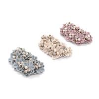 China Handmade Ladies Crystal Shoe Buckles Customized Color Special Cloth Material for sale
