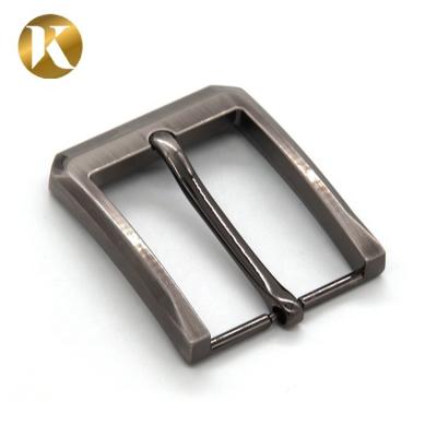 China Popular 35mm Black Pin Belt Buckles With Smooth Surface Treatment for sale