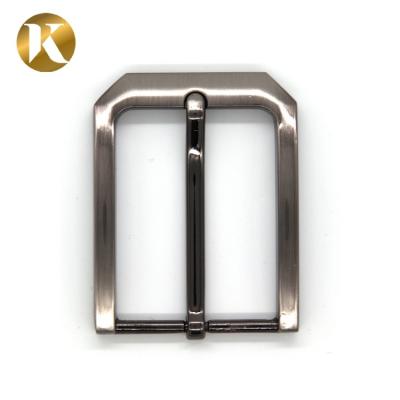 China Men Metal 35mm Pin Belt Buckles With Handwork + Machinery Technics for sale