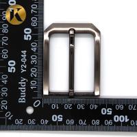 China Men Metal 35mm Pin Belt Buckles With Handwork + Machinery Technics for sale