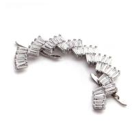 China Zinc Alloy Elegance Crystal Shoe Buckles Rainbow Shape Silver Color for sale