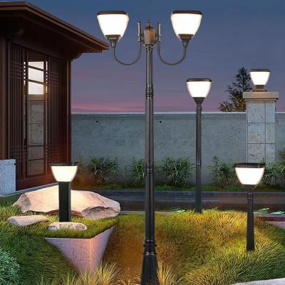 China Energy Saving Solar Street Light Polycrystalline Panel Fast Charging High Bright Waterproof Adjustable for sale