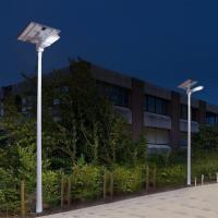 China Highway Solar Street Light All In Two Aluminum Material for sale