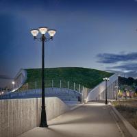 China IP65 Outdoor Solar LED Landscape Pathway Light Solar Garden Lights 3 head lamps for sale
