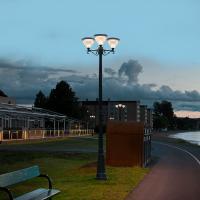 China Aluminum 20W Solar Powered Lawn Lights Painted Matte Solar Garden Lamps for sale