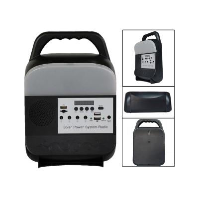 China Portable IP65 Lawn Solar Home Lighting System Pure White LED Bulbs for sale