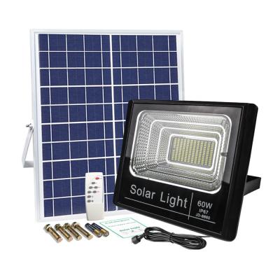 China Outdoor LED Solar Flood Light Heavy Duty Slim IP65 Waterproof 45W for sale