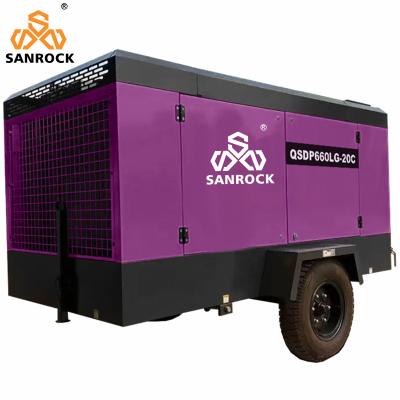 China 2800 KG Capacity Portable Screw Air Compressor 20Bar for Mining 340L Fuel Tank for sale